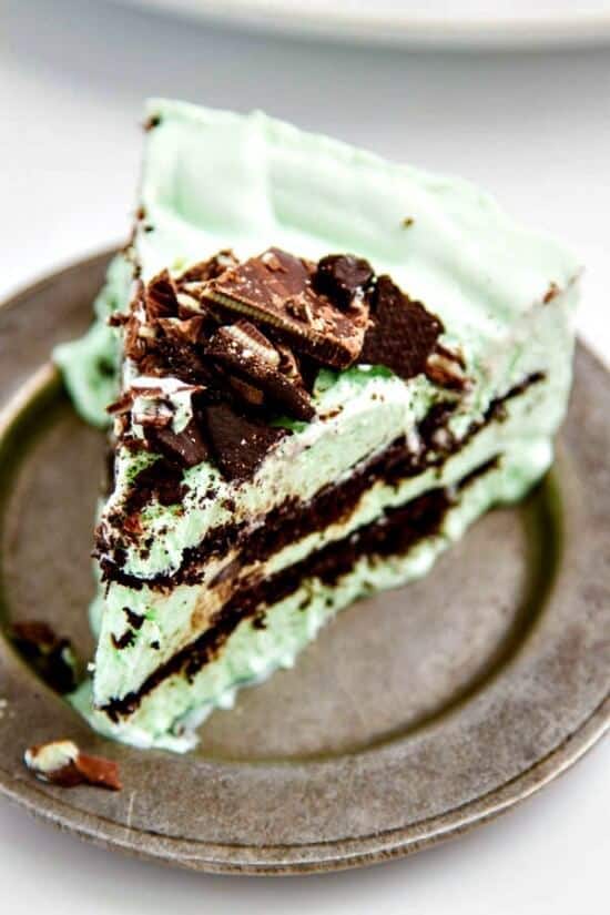 Chocolate Mint Icebox Cake • The Wicked Noodle