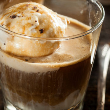 Affogato Recipe - Italian Dessert • The Wicked Noodle