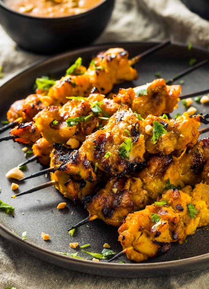 Thai Chicken Satay Skewers With Peanut Sauce • The Wicked Noodle