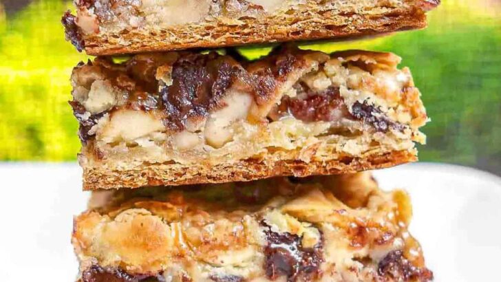 26 Crescent Roll Dessert Recipes • The Wicked Noodle