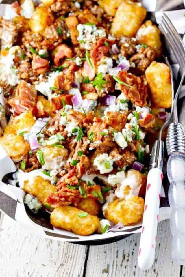 Tater Tot Nachos (Loaded Blue Cheese Burger Totchos)