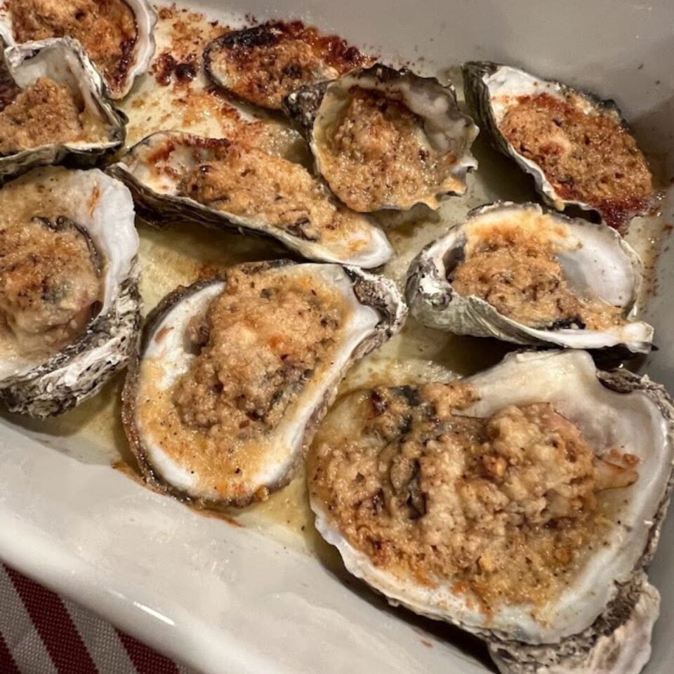 Easy Baked Oysters Recipe • The Wicked Noodle