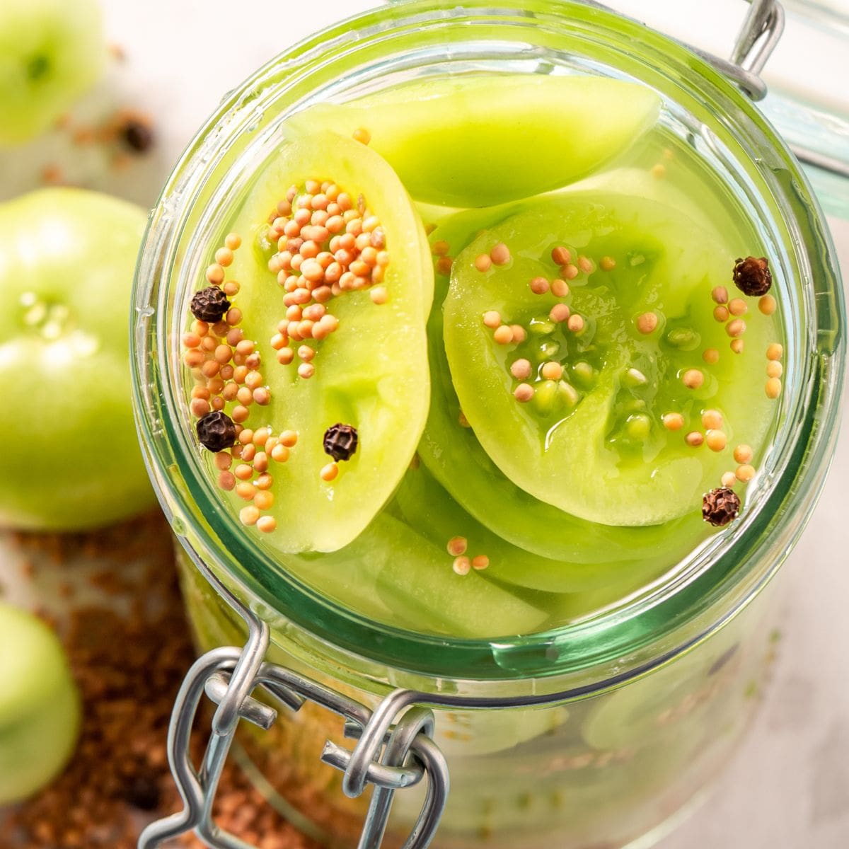 Quick Pickled Green Tomatoes • The Wicked Noodle