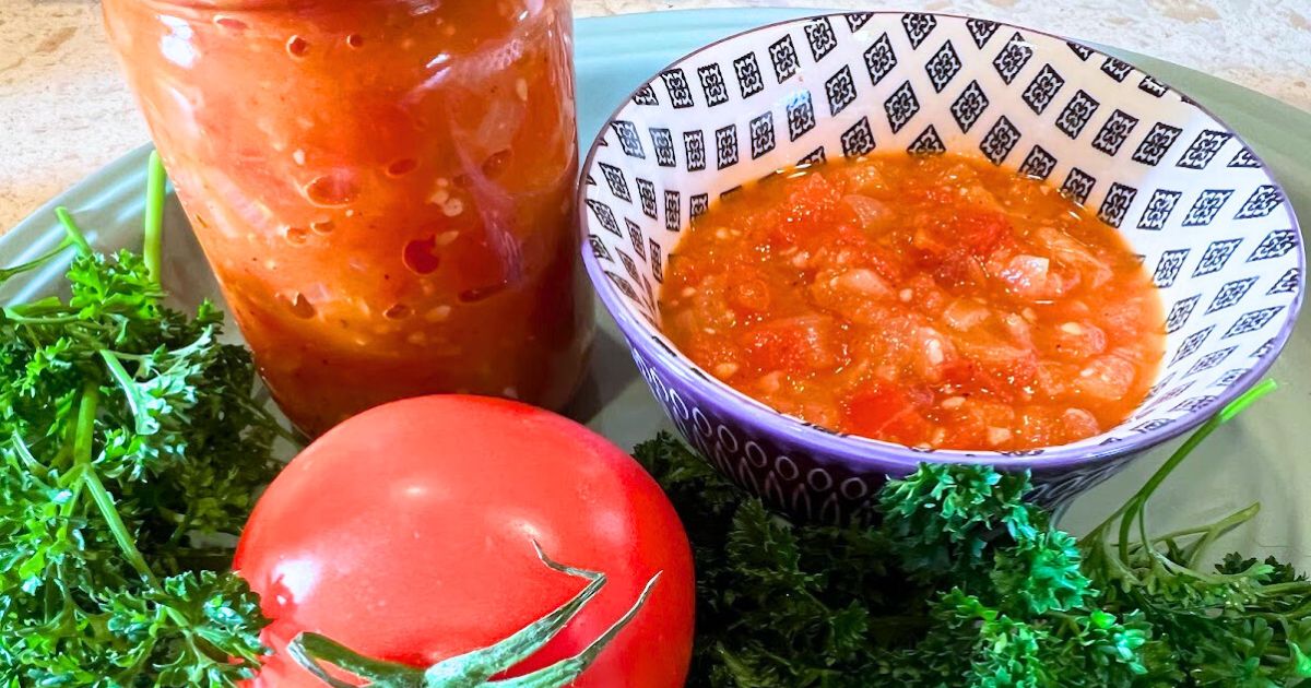 Tomato Relish Recipe • The Wicked Noodle