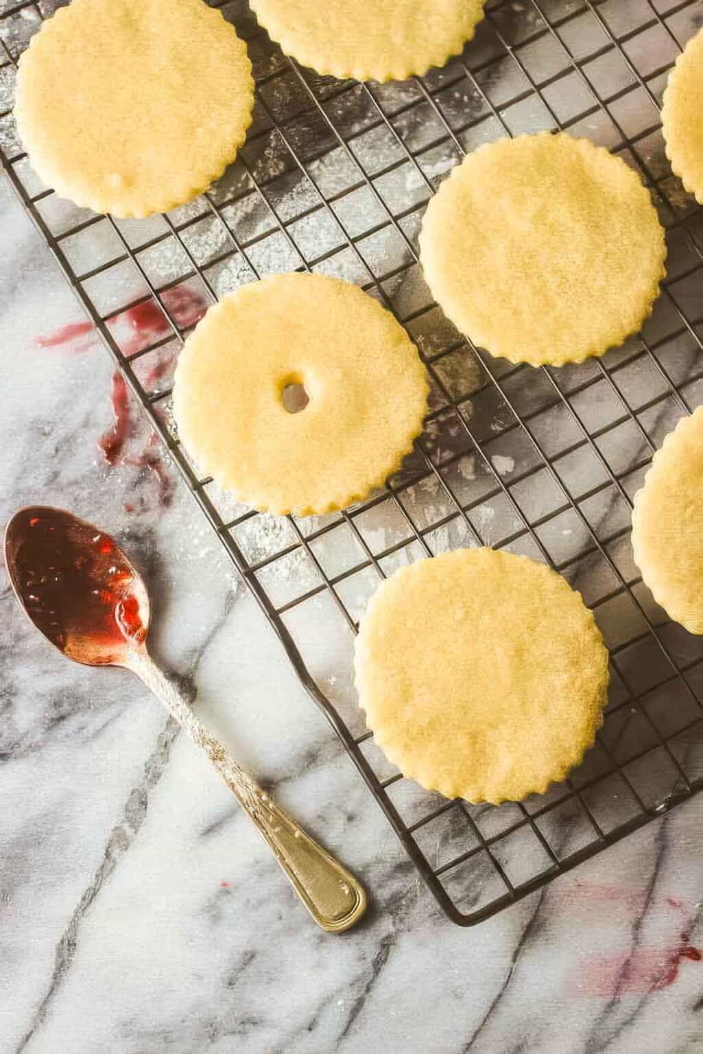 Jam Sandwich Cookies (Holiday Favorite) • The Wicked Noodle