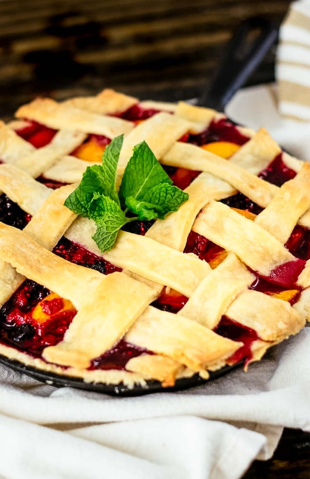 EASY Frozen Berry Pie • The Wicked Noodle
